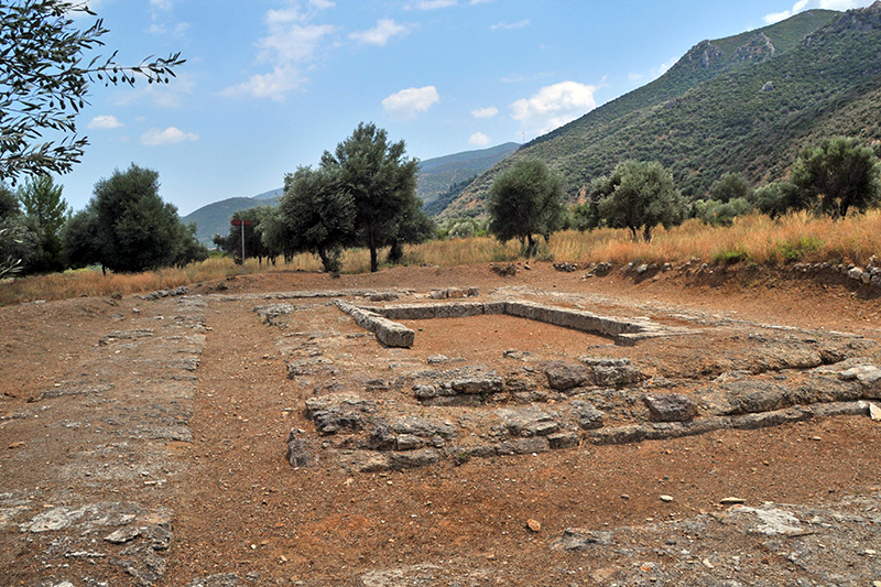 Ancient Troezen | | Dodeka travel