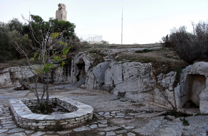 Λόφος και μνημείο Φιλοπάππου | | Δώδεκα